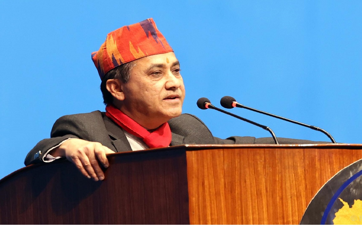 डेढ वर्षमा तीन पटक विश्वासको मत लिनुपर्ने अवस्था आयोस् महामन्त्री शर्मा ...